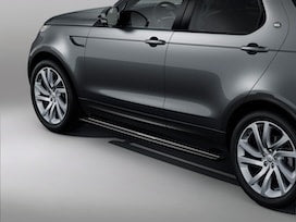 Discovery Deployable Side Steps – Hatfields Accessories